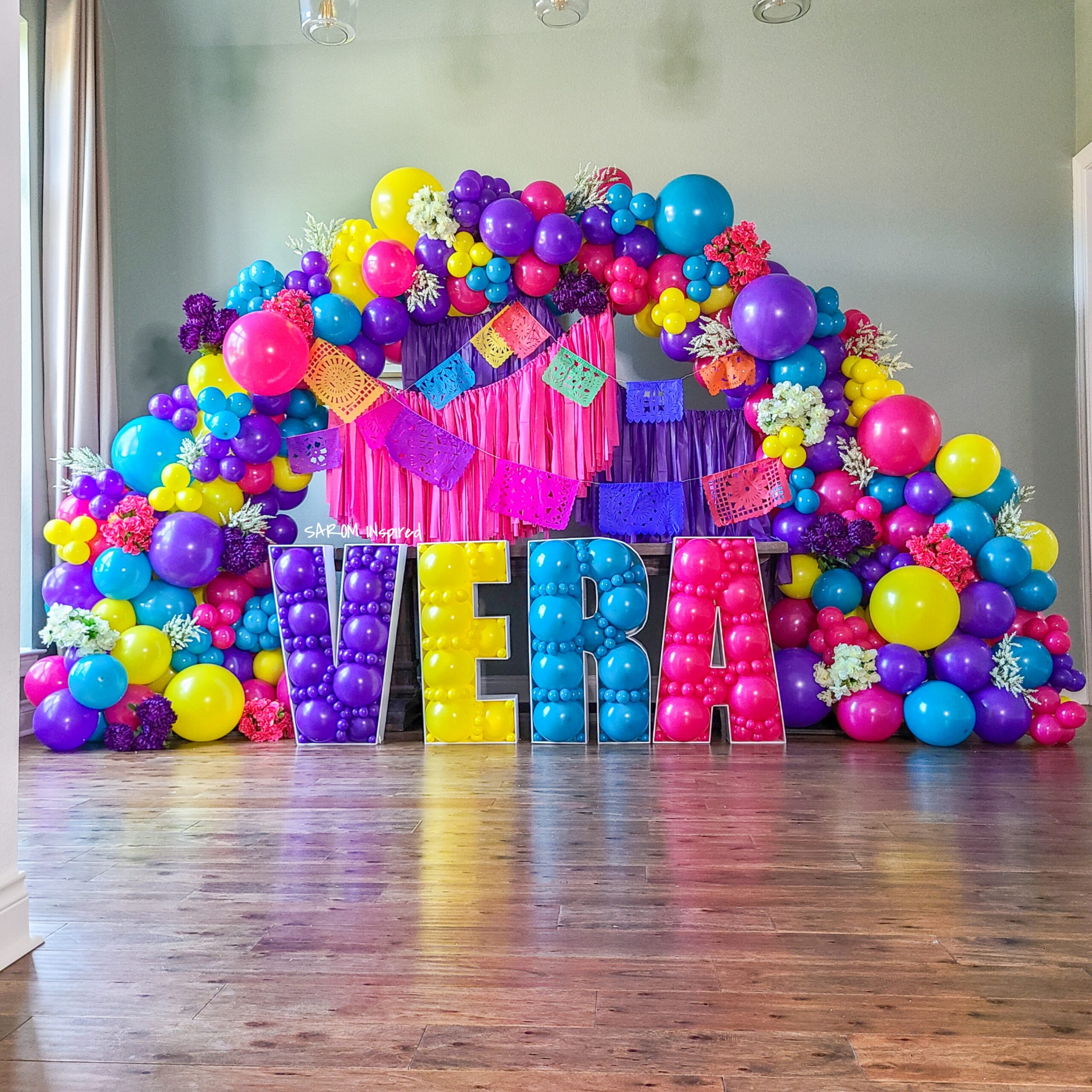 SAROM INspired – Luxury Balloons